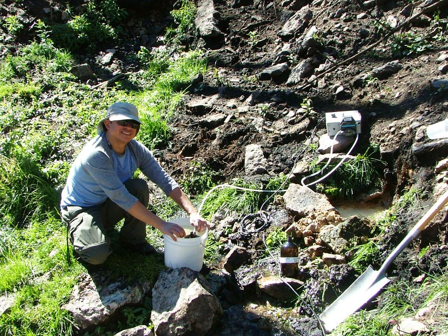 Critical Zone Profile - XAVIER ZAPATA-RIOS (hydrologist, PhD student ...